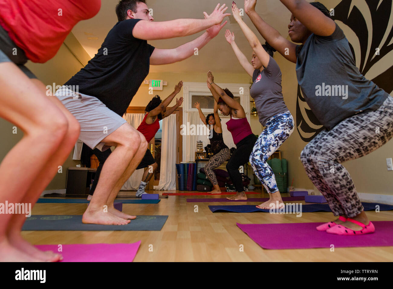 Poses practice hi-res stock photography and images - Alamy