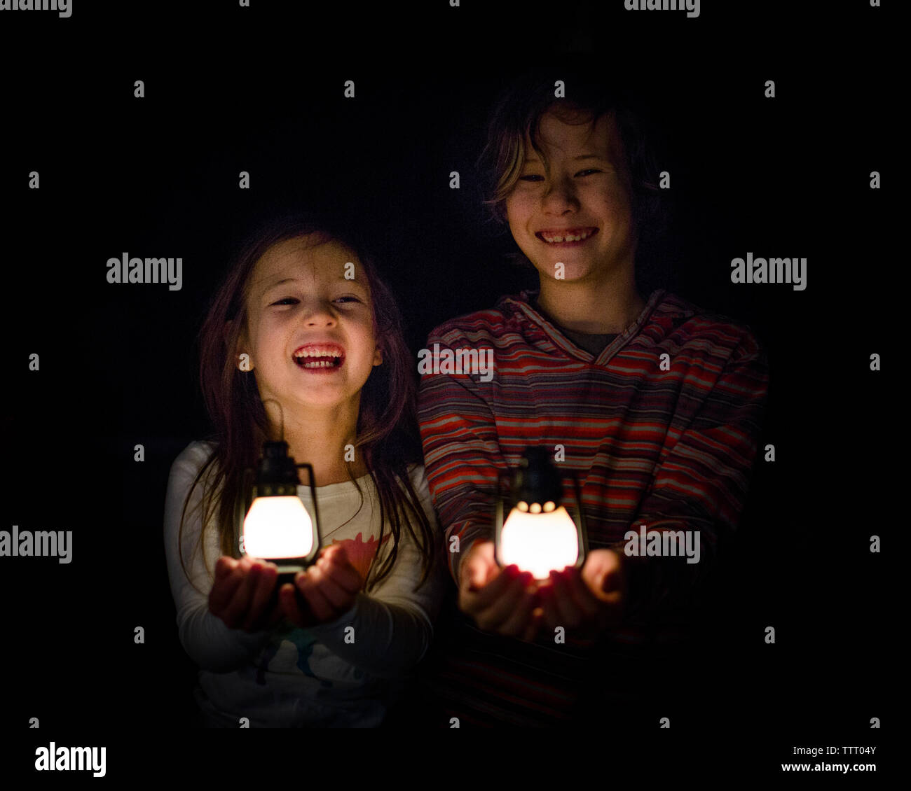 Children with lanterns hi-res stock photography and images - Alamy