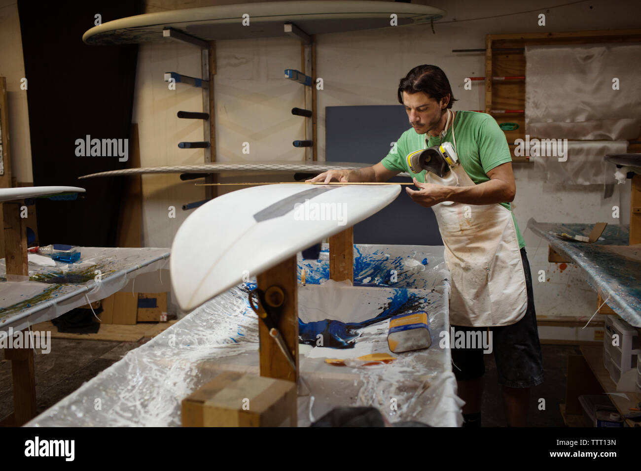 Worker measuring hi-res stock photography and images - Alamy