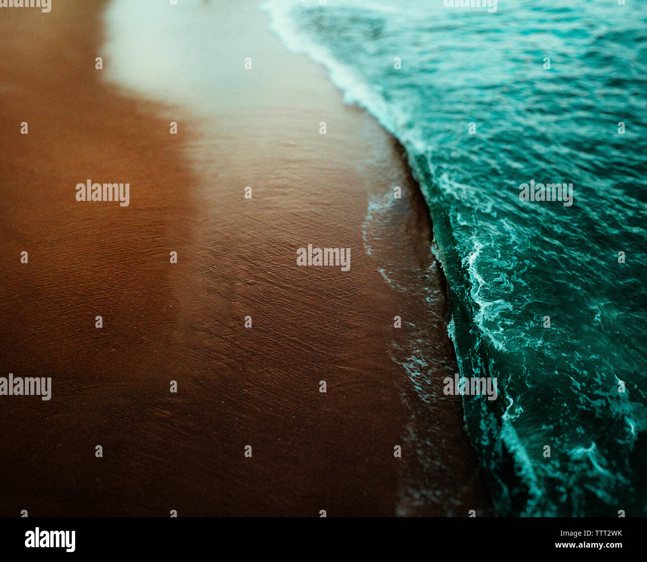 Close up shore beach waves hi-res stock photography and images - Alamy