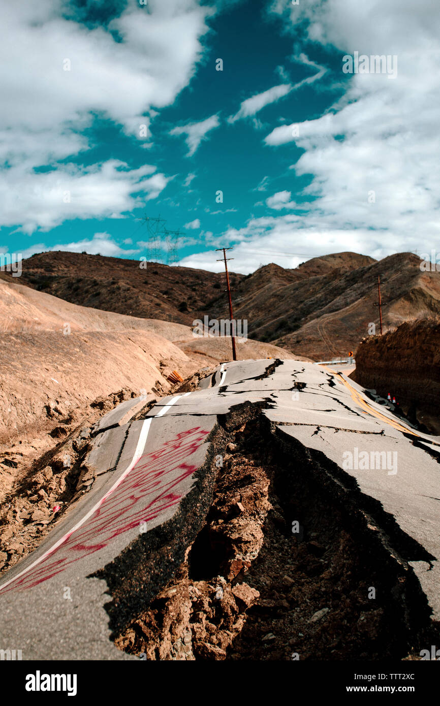 Cracked road hi-res stock photography and images - Alamy