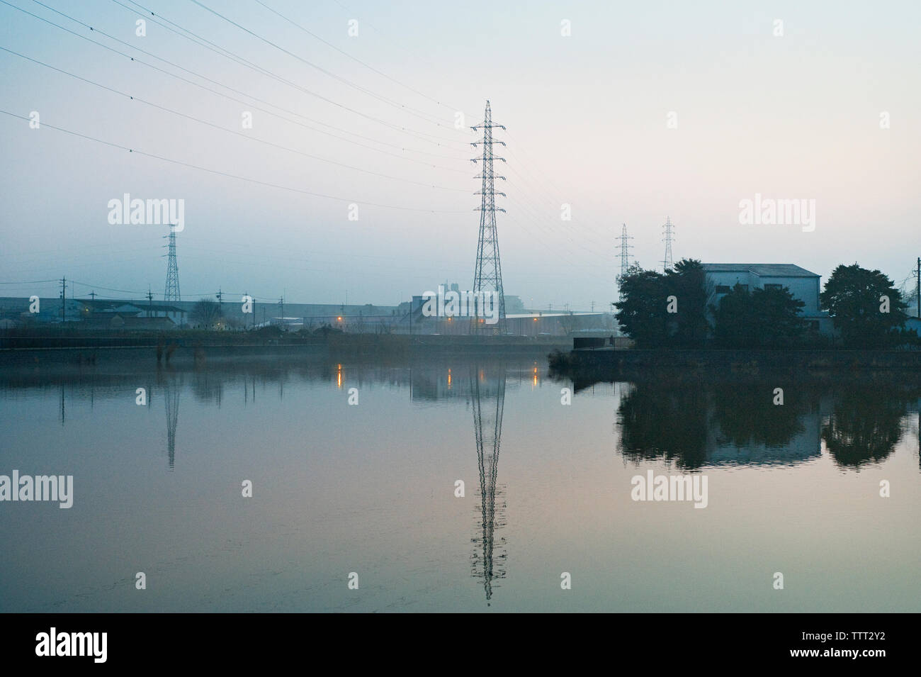Electricity pylon japan hi-res stock photography and images - Alamy