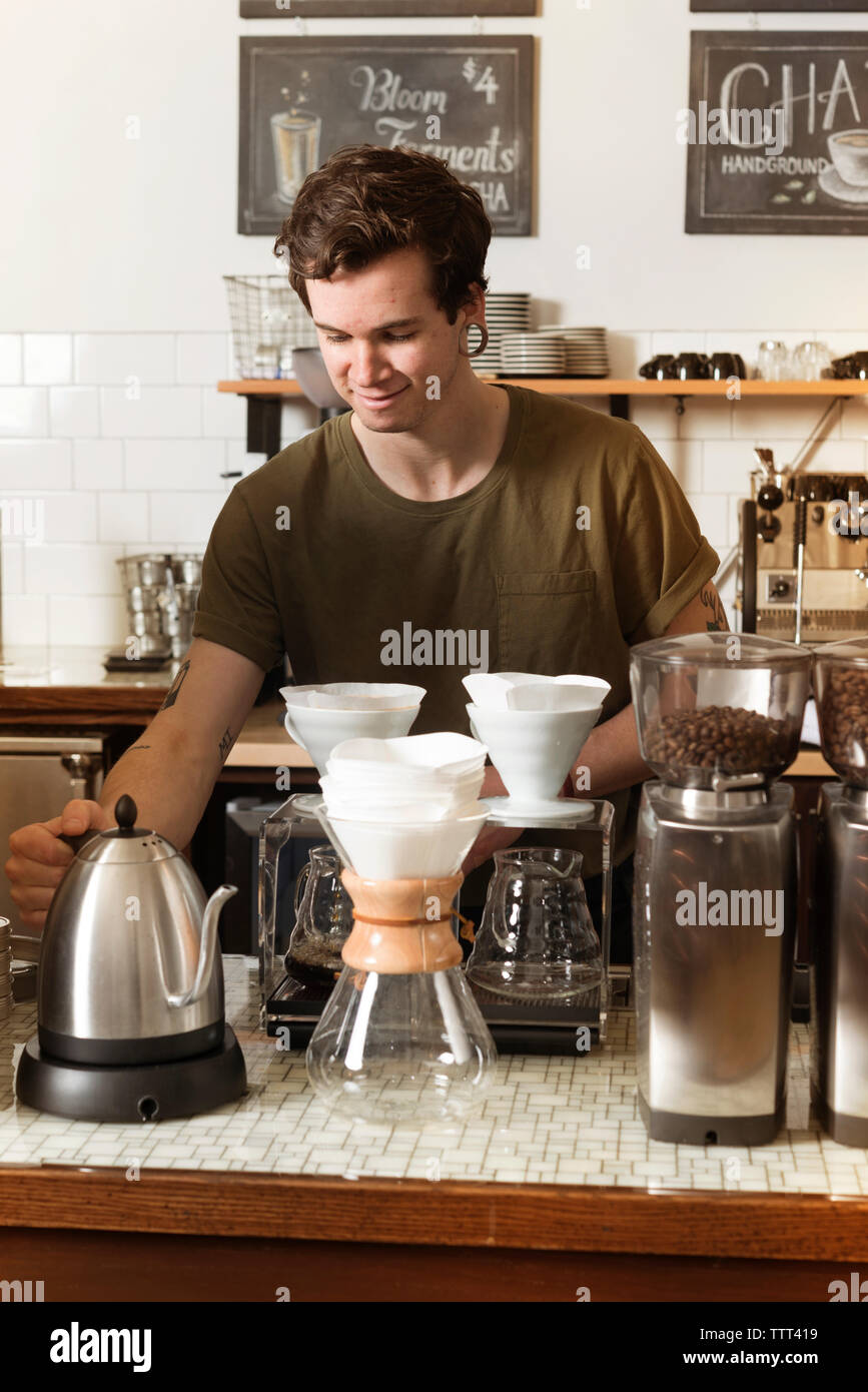 Making coffee cafe hi-res stock photography and images - Alamy