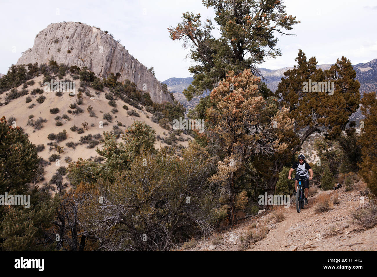 Cycling rocks hi-res stock photography and images - Alamy