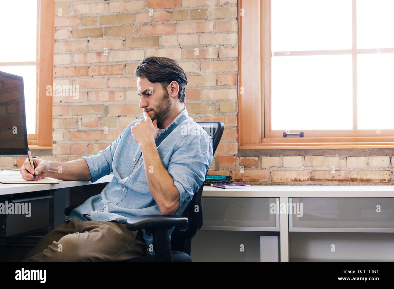 Old man writing desk hi-res stock photography and images - Alamy