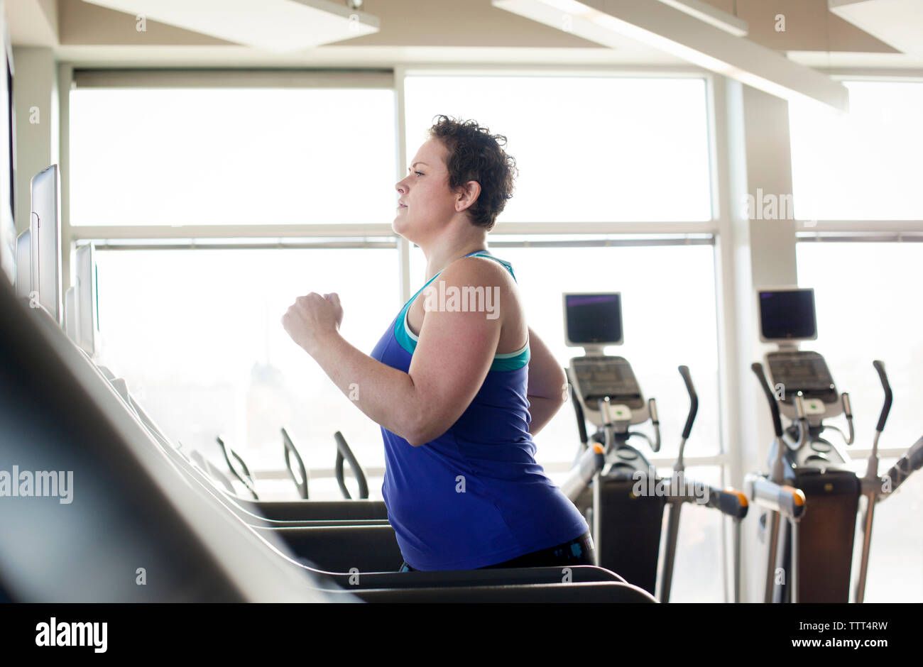 Plus size woman exercising hi-res stock photography and images - Alamy