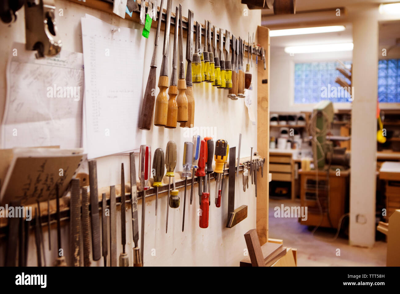 Arranged tools hi-res stock photography and images - Alamy