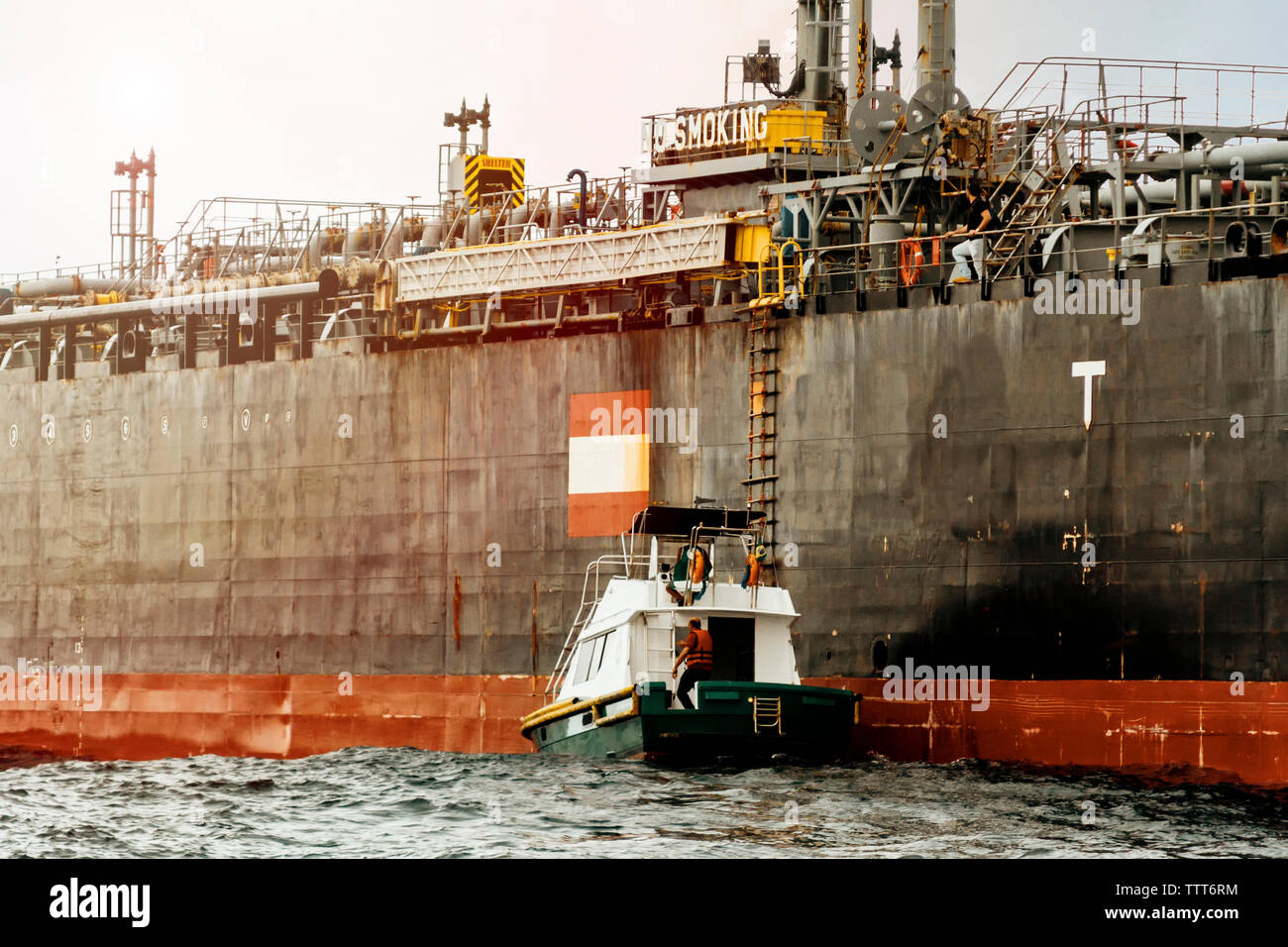 Tugboat dock hi-res stock photography and images - Alamy