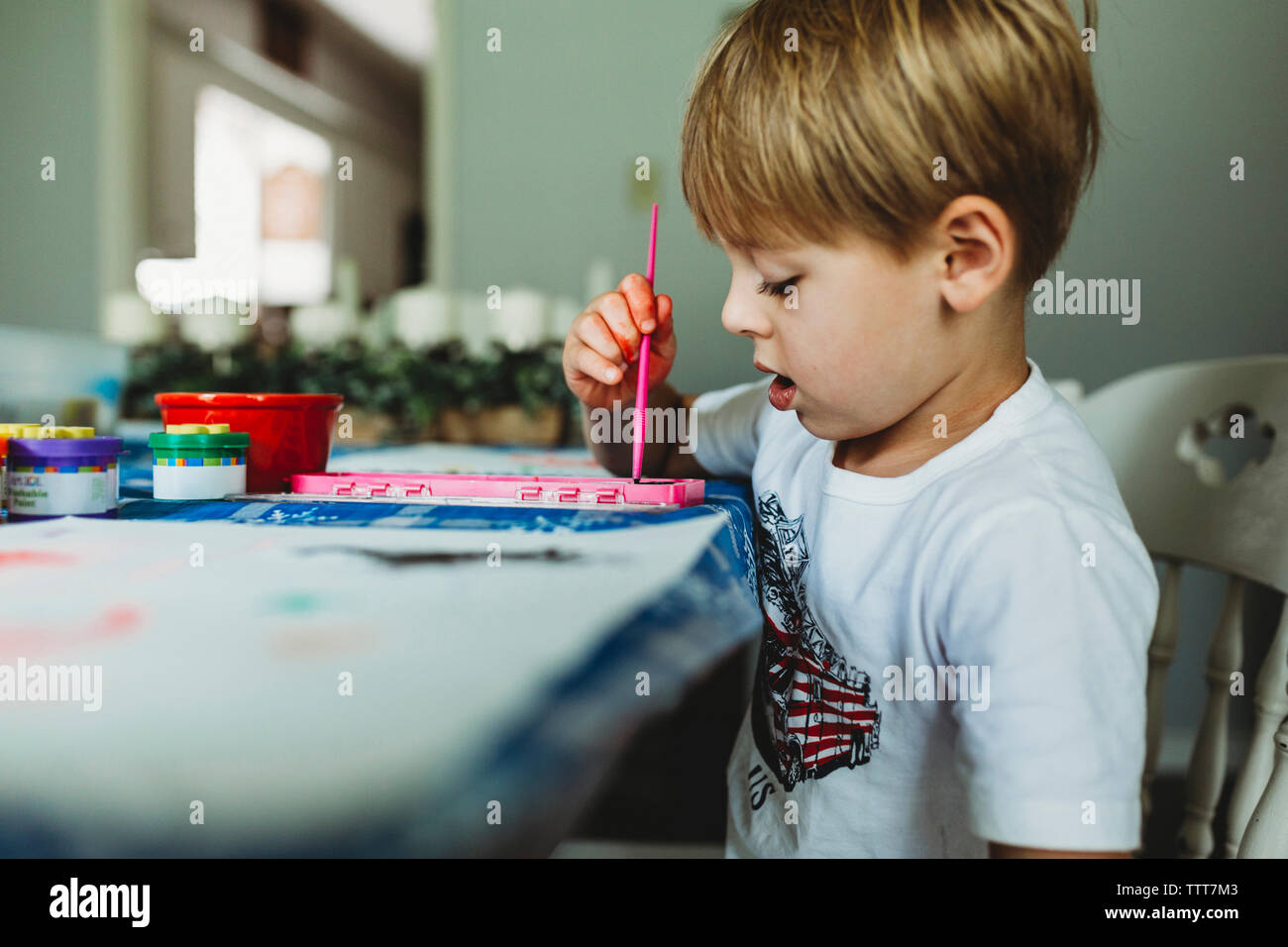 Selective coloring hi-res stock photography and images - Alamy