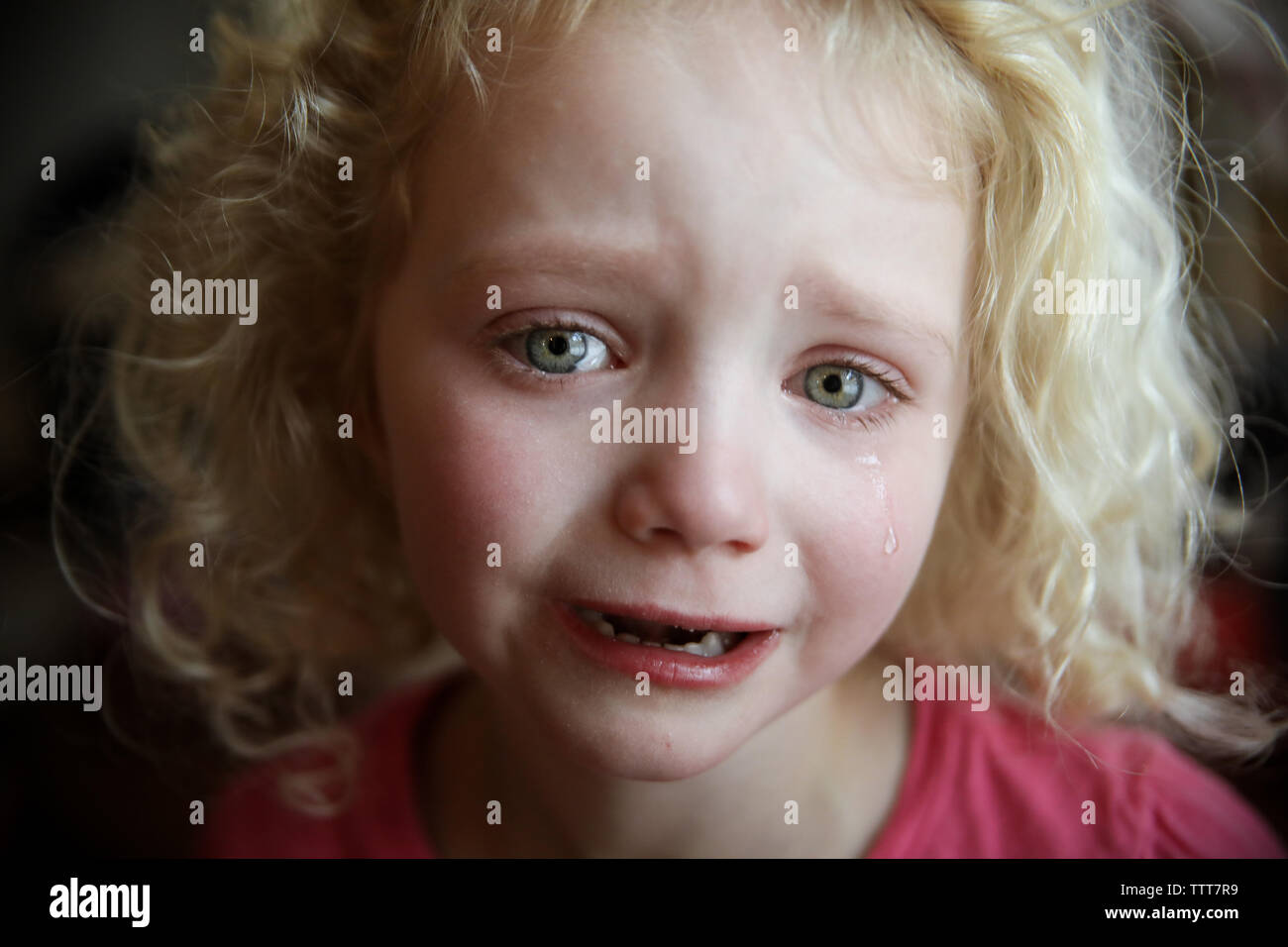 Crying portrait hi-res stock photography and images - Alamy