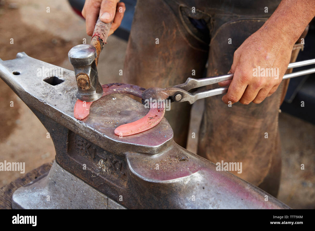 Making of horseshoe hi-res stock photography and images - Alamy
