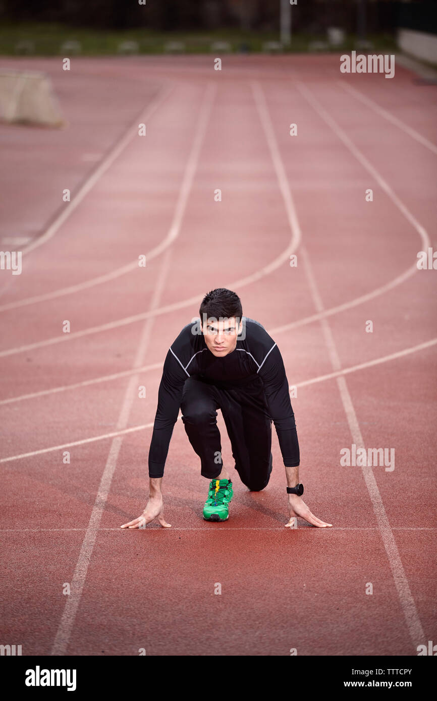 Starting line hi-res stock photography and images - Alamy