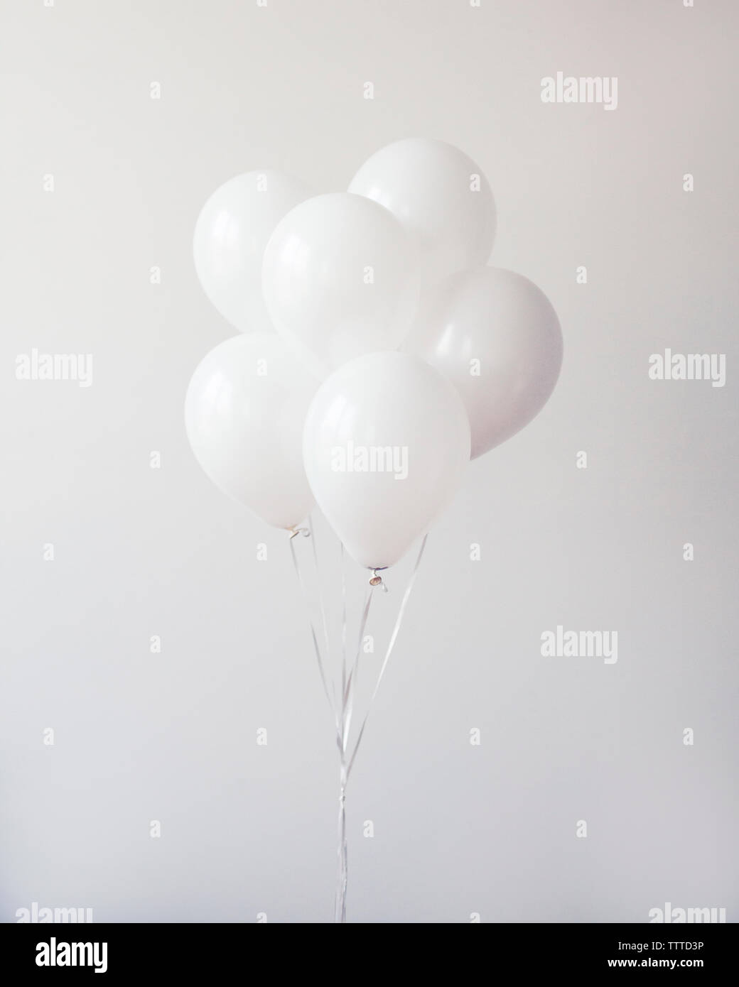 Lightweight objects hi-res stock photography and images - Alamy