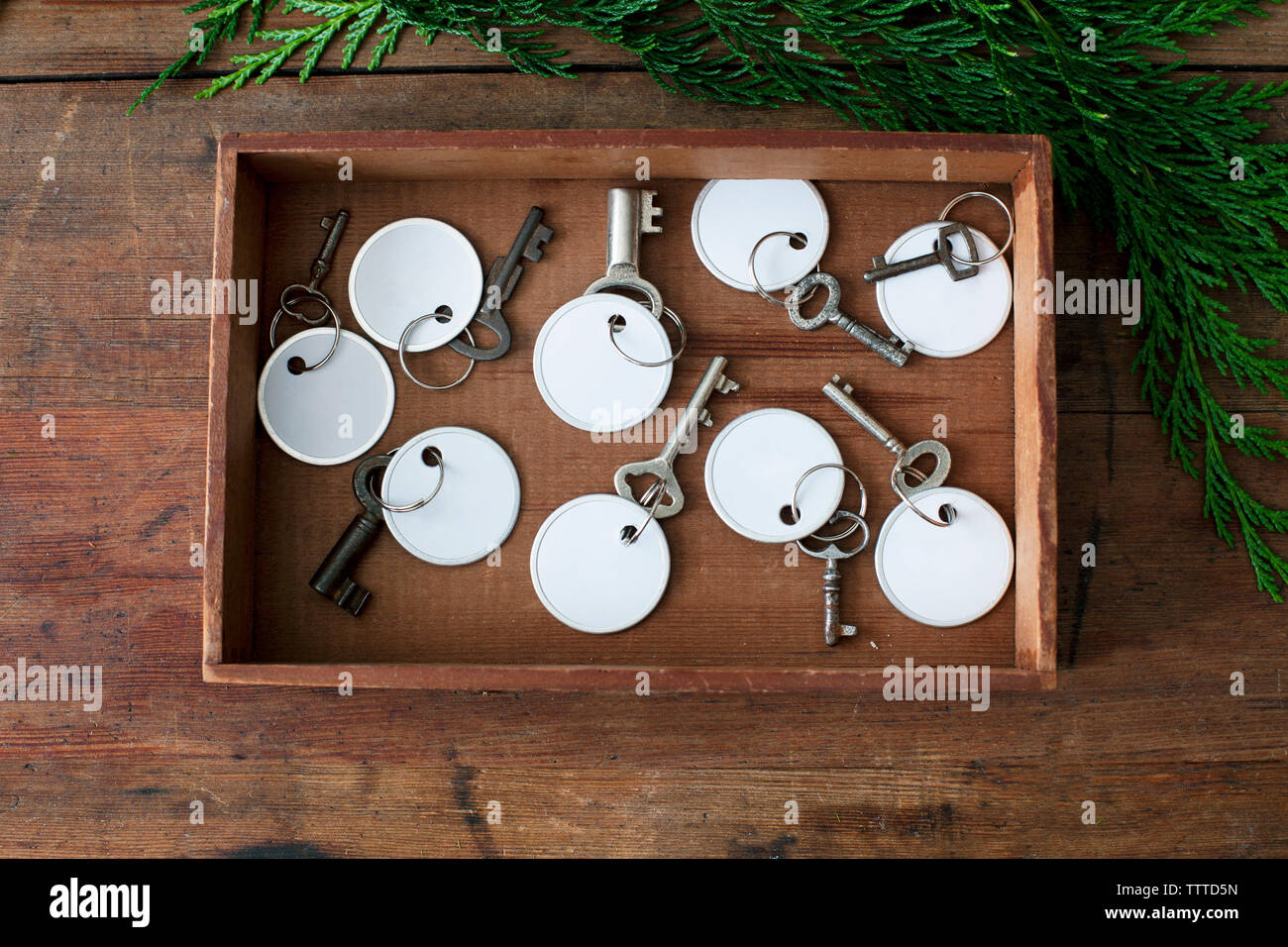 Box labels hi-res stock photography and images - Alamy