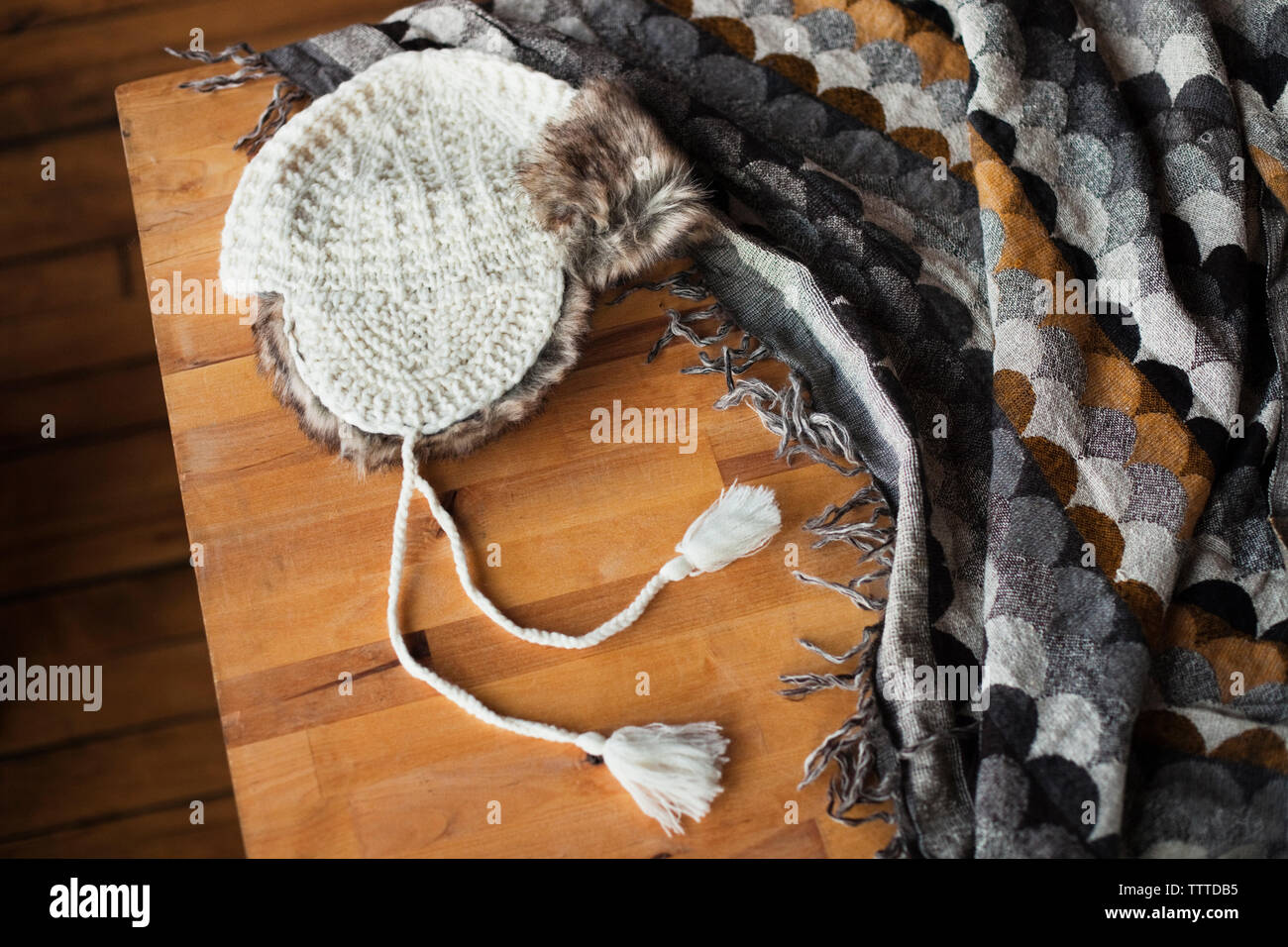 Table protection blanket hi-res stock photography and images - Alamy