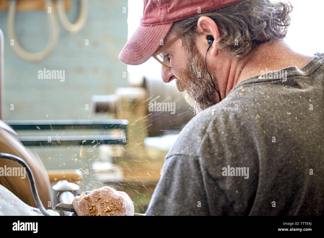 Working carpentry hi-res stock photography and images - Alamy