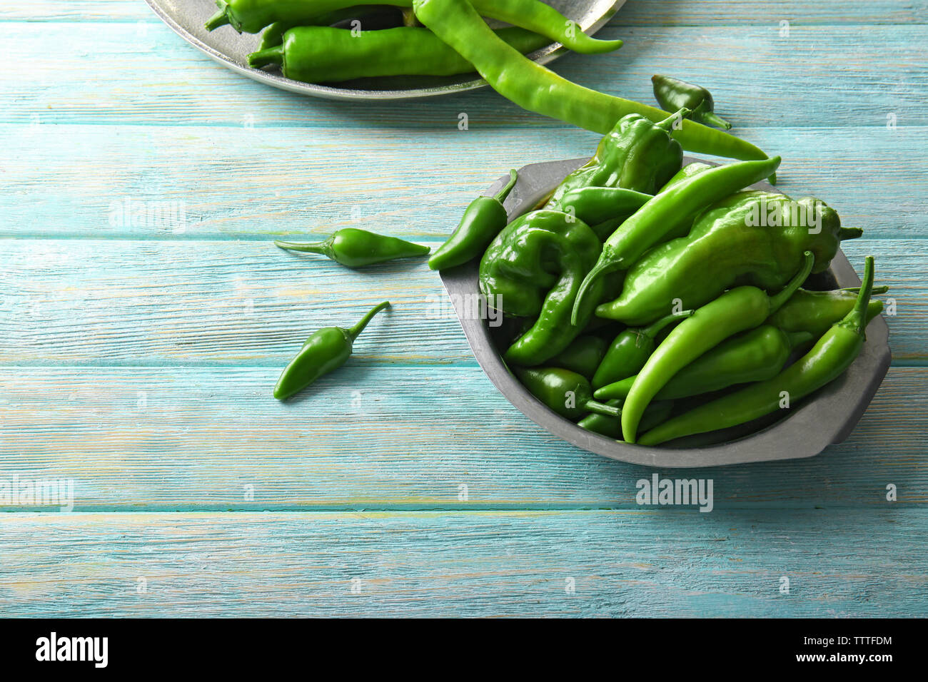 Food plate on papers hi-res stock photography and images - Alamy