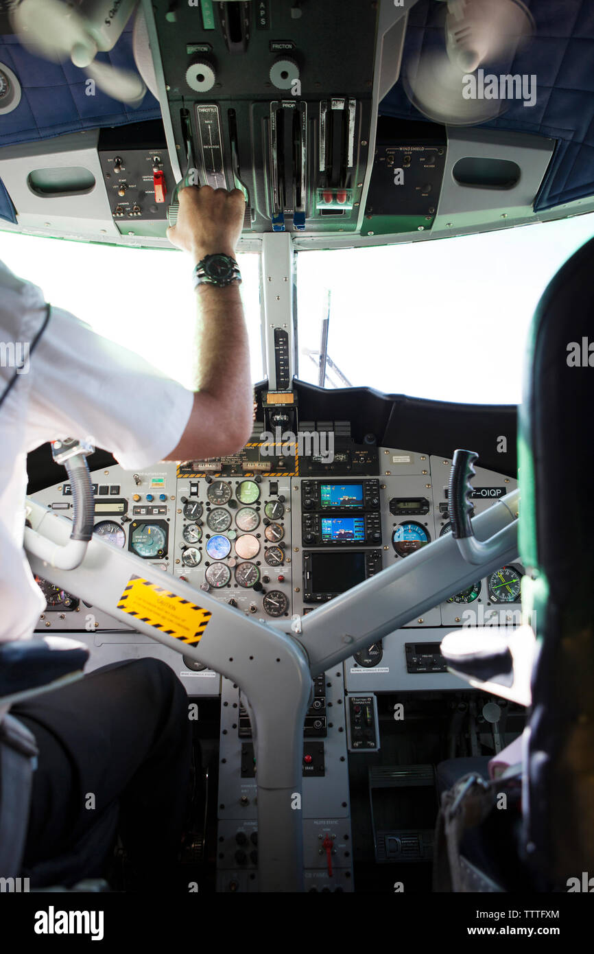 Cockpits view hi-res stock photography and images - Alamy