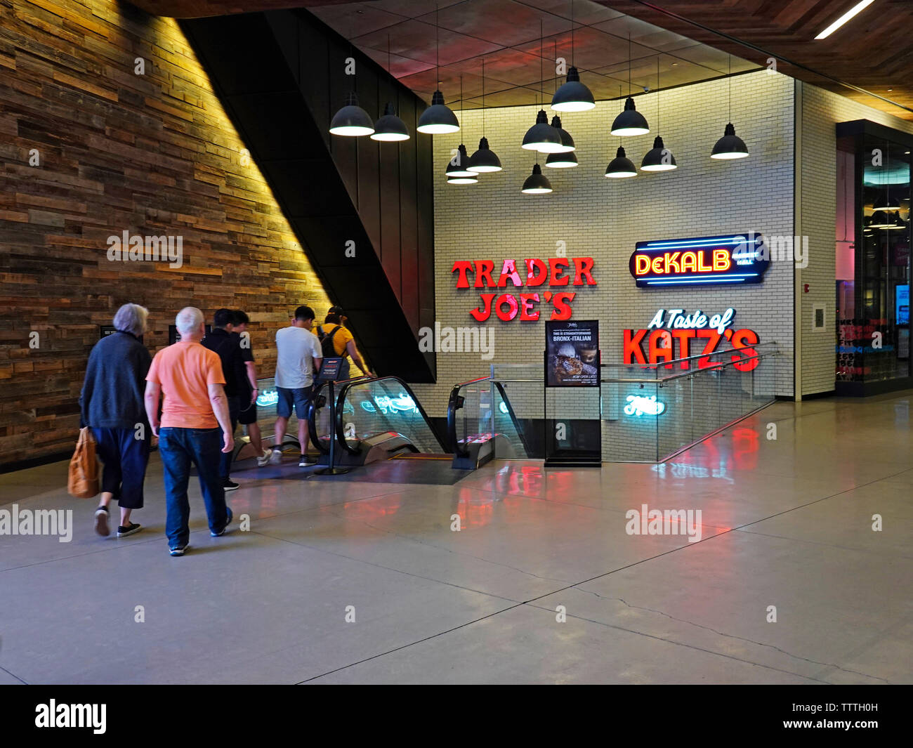 Dekalb market hall food hall hi-res stock photography and images - Alamy