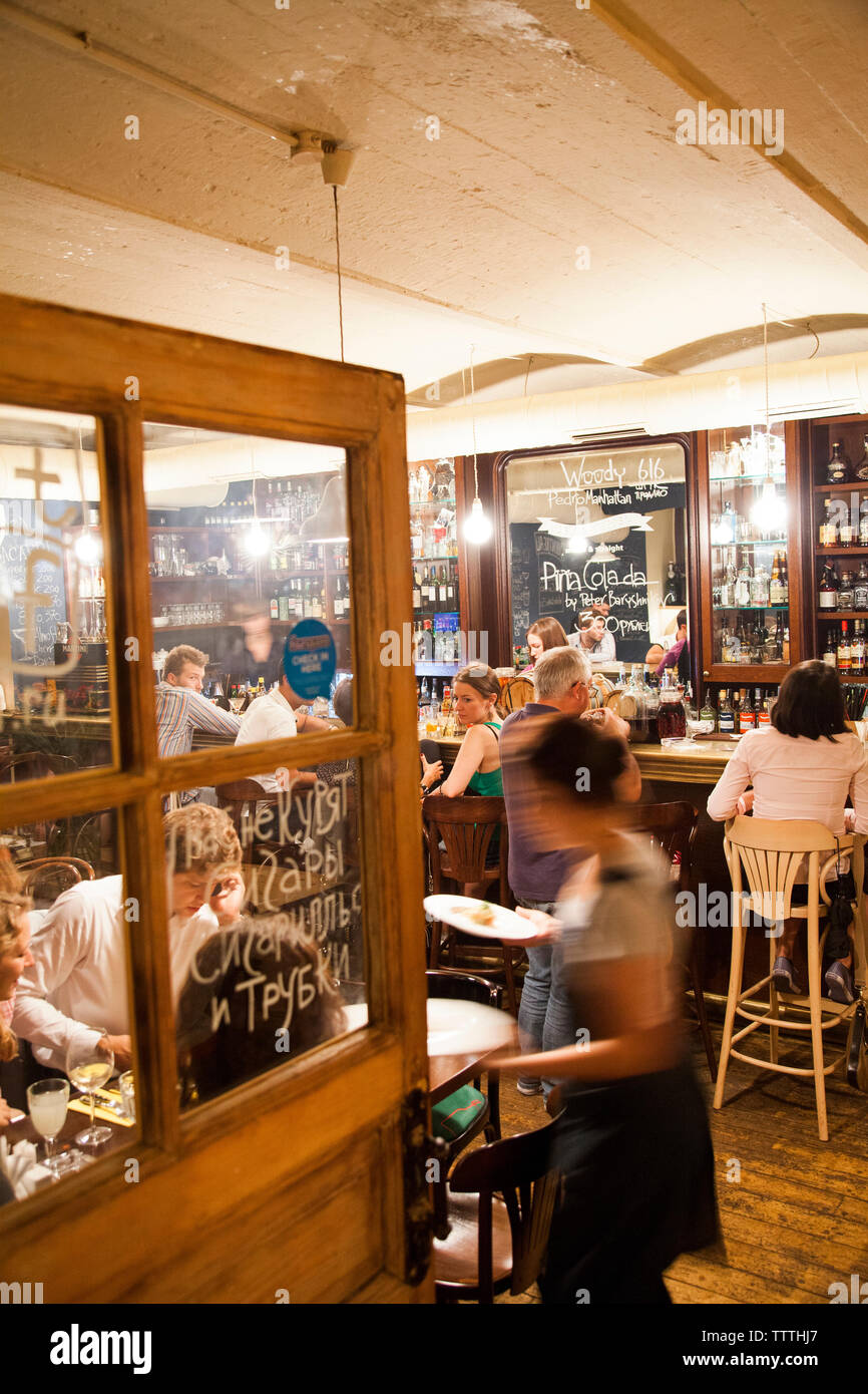RUSSIA, Moscow. Interior of Delicatessen Restaurant Stock Photo - Alamy