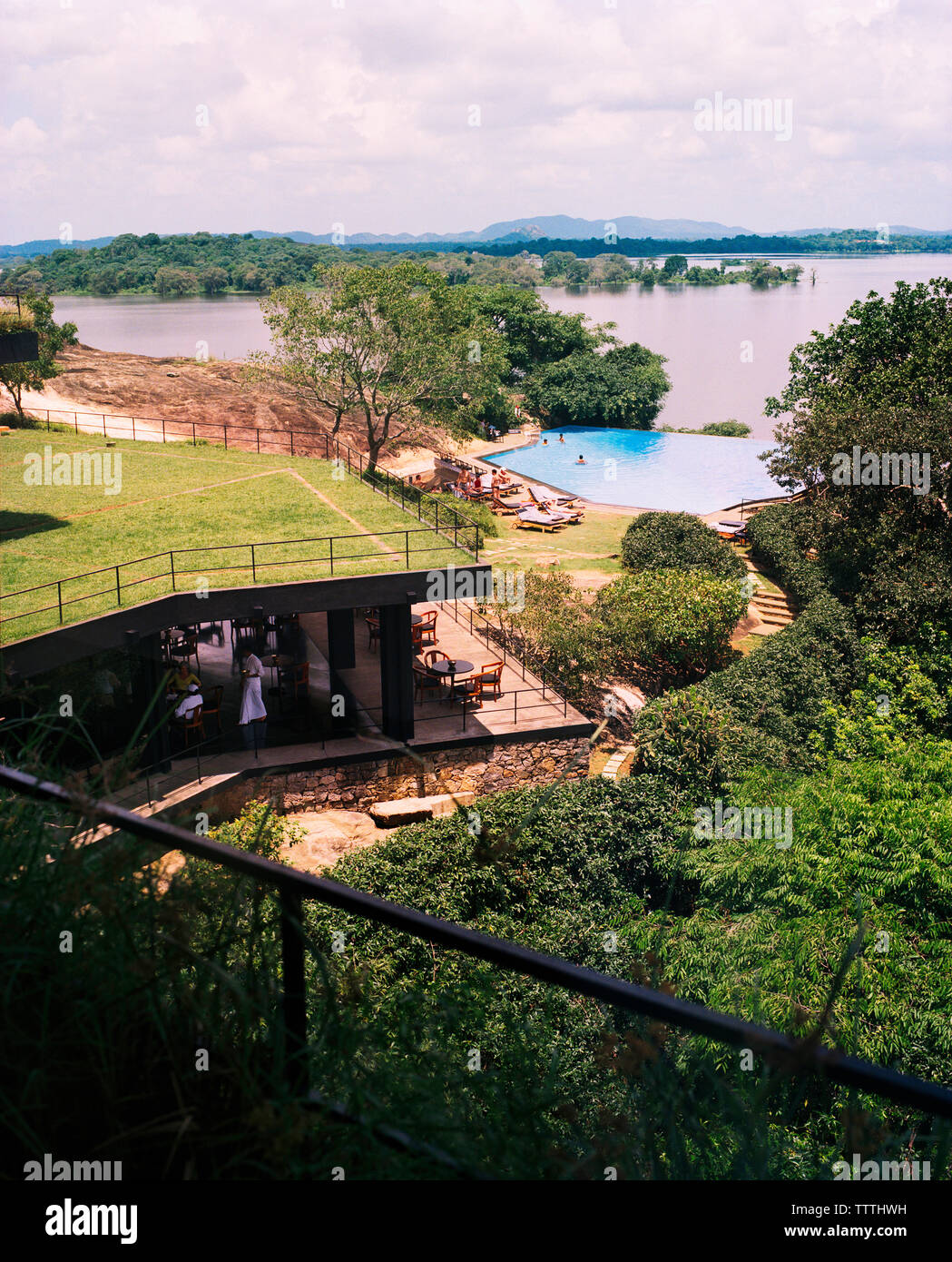 Kandalama hotel, sri lanka hi-res stock photography and images - Alamy