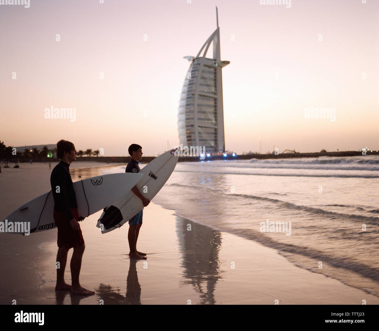 Side view burj al arab hi-res stock photography and images - Alamy