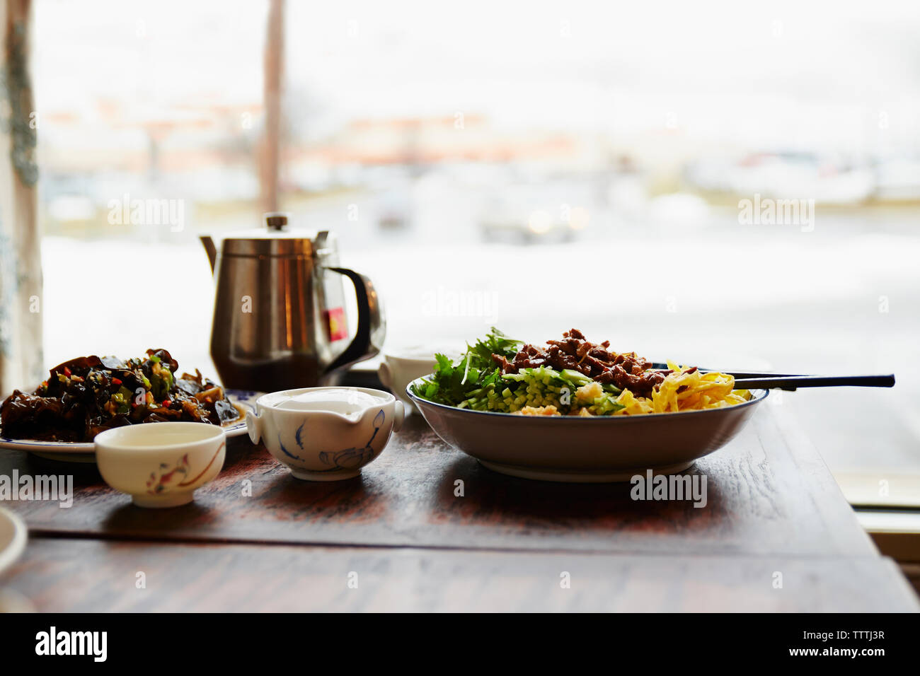 Japanese window hi-res stock photography and images - Alamy