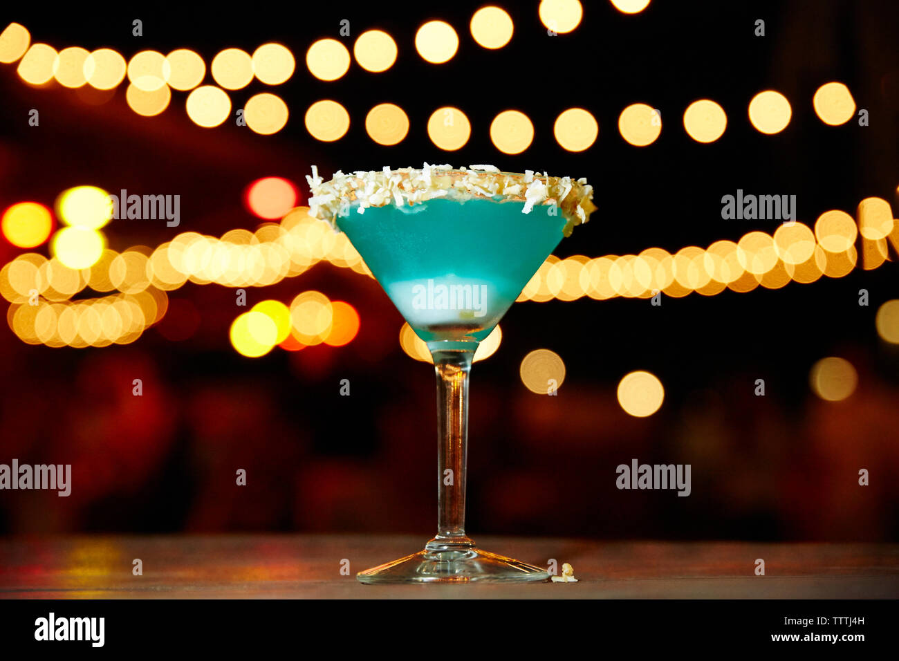 Night cocktail bar hi-res stock photography and images - Alamy