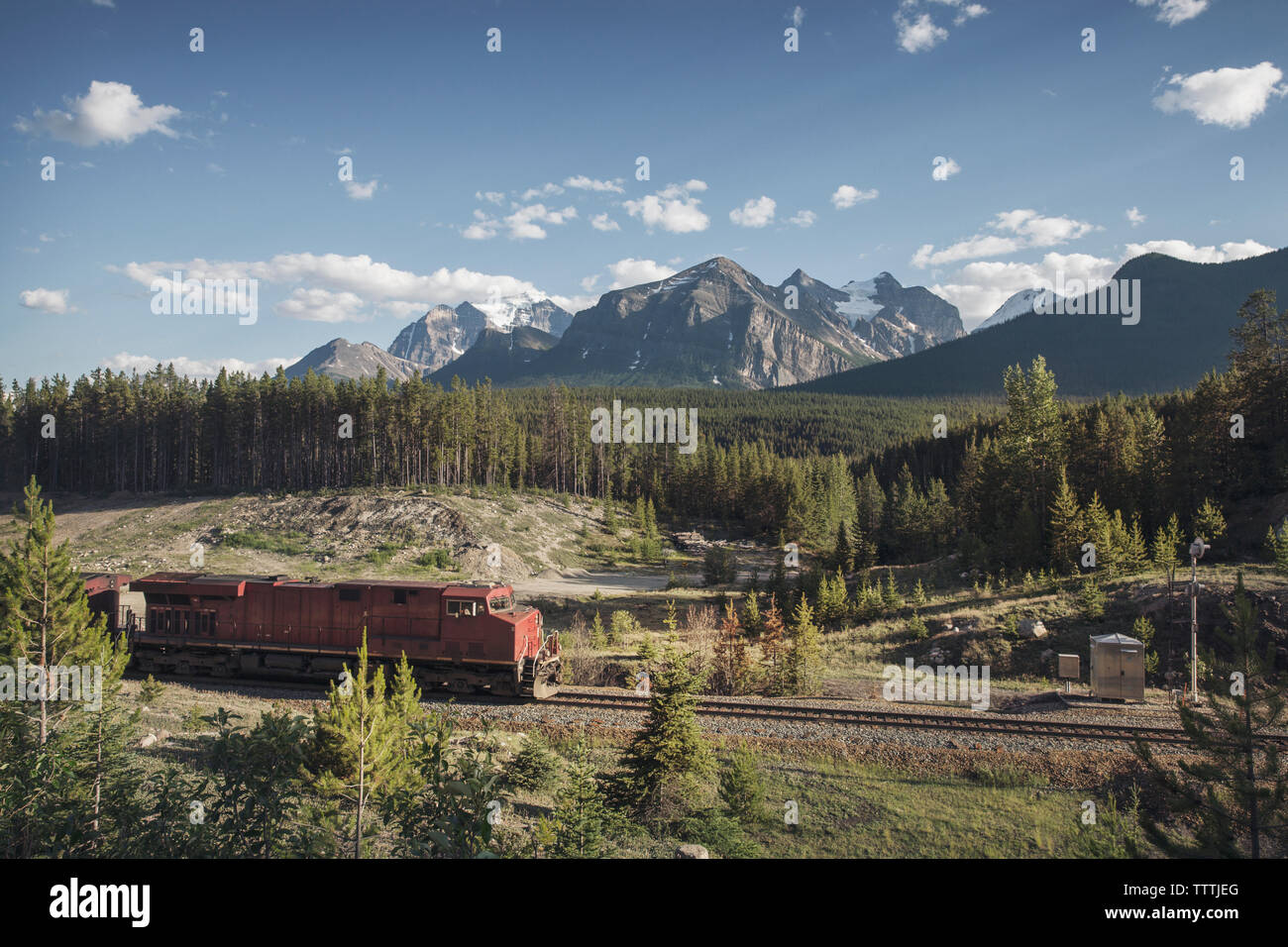 Train and landscape hi-res stock photography and images - Alamy