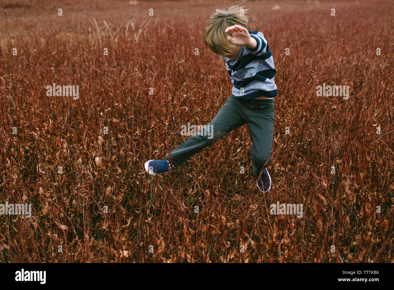 Jumping childhood one person hi-res stock photography and images - Alamy