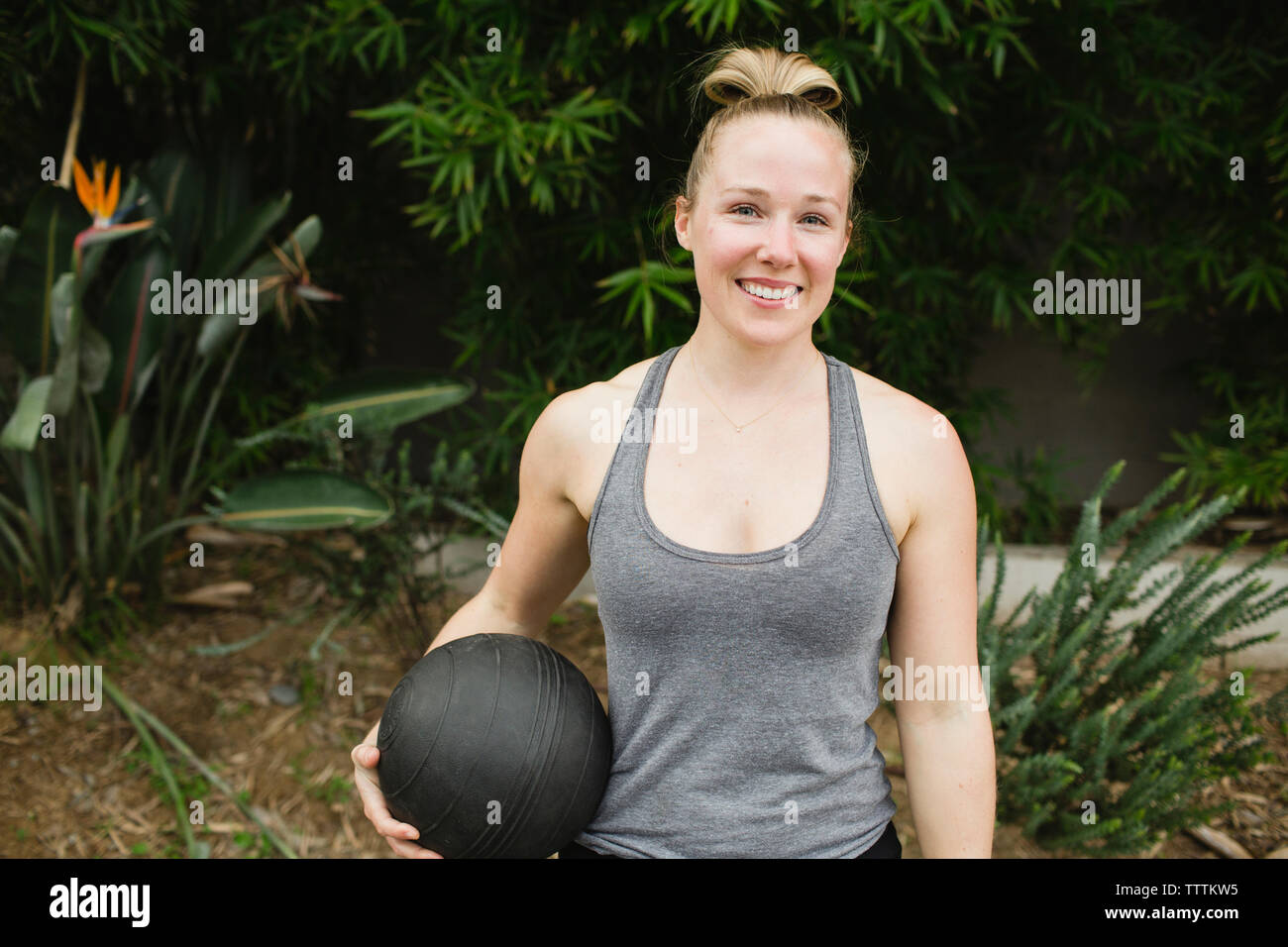 Body ball hi-res stock photography and images - Alamy
