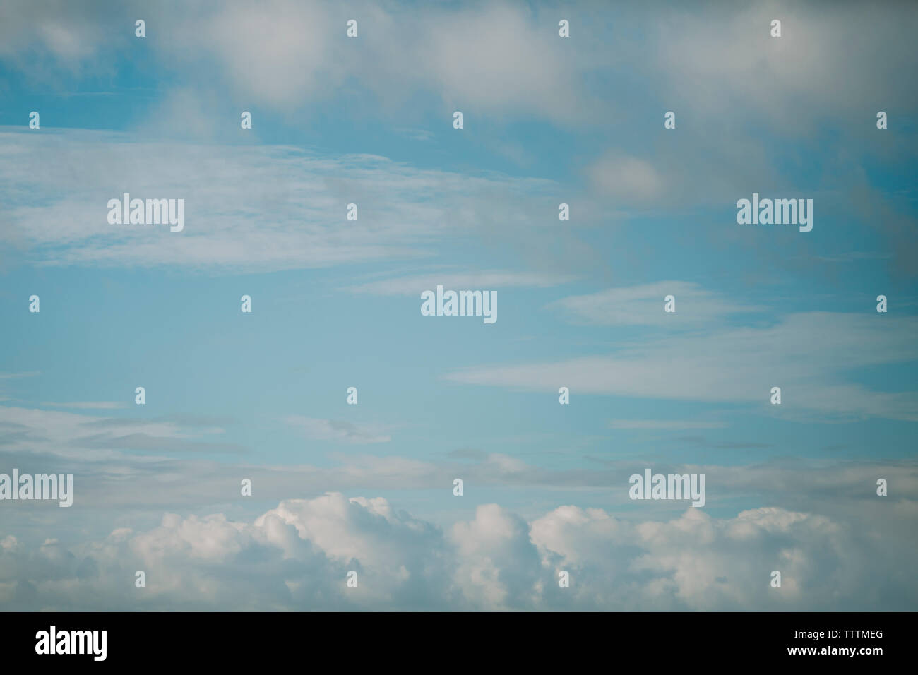 Cloudscape nature scene hi-res stock photography and images - Alamy
