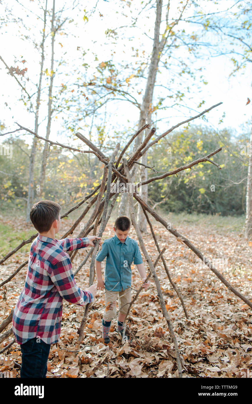 Sticks activity hi-res stock photography and images - Alamy