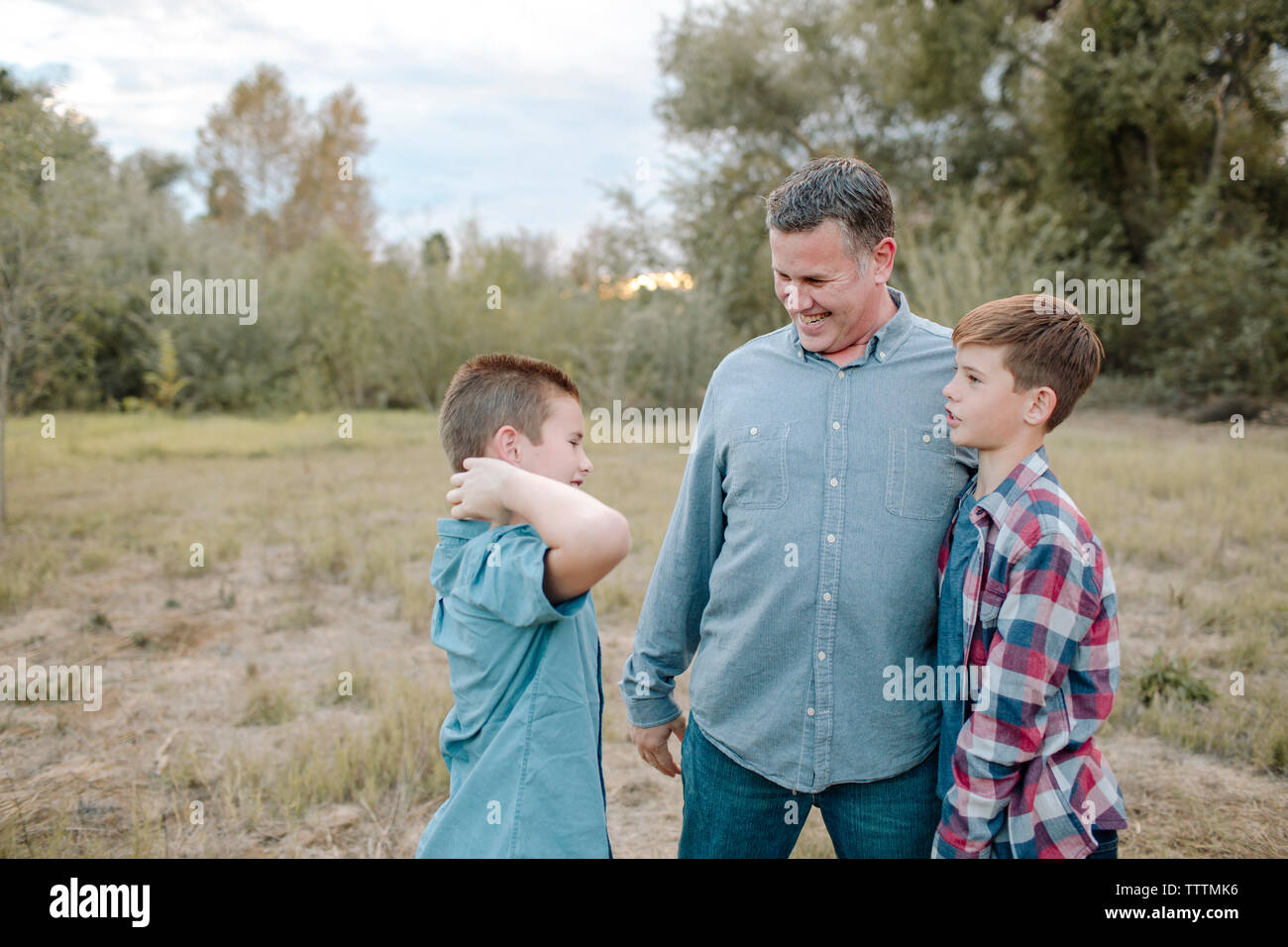 Father talking to child hi-res stock photography and images - Alamy