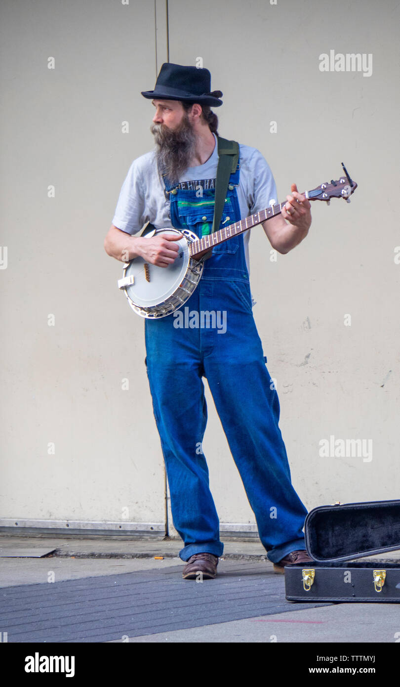Banjo players hi-res stock photography and images - Alamy