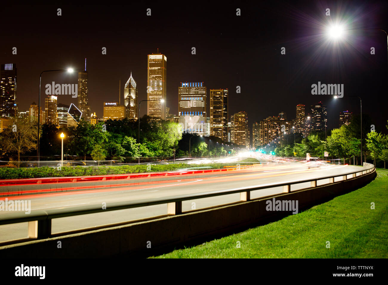 City illuminated hi-res stock photography and images - Alamy