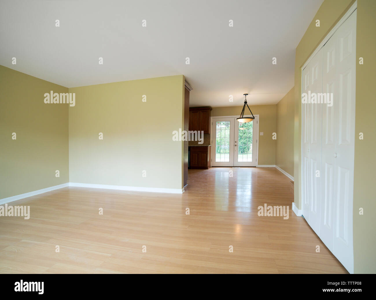 Empty living room in house Stock Photo - Alamy