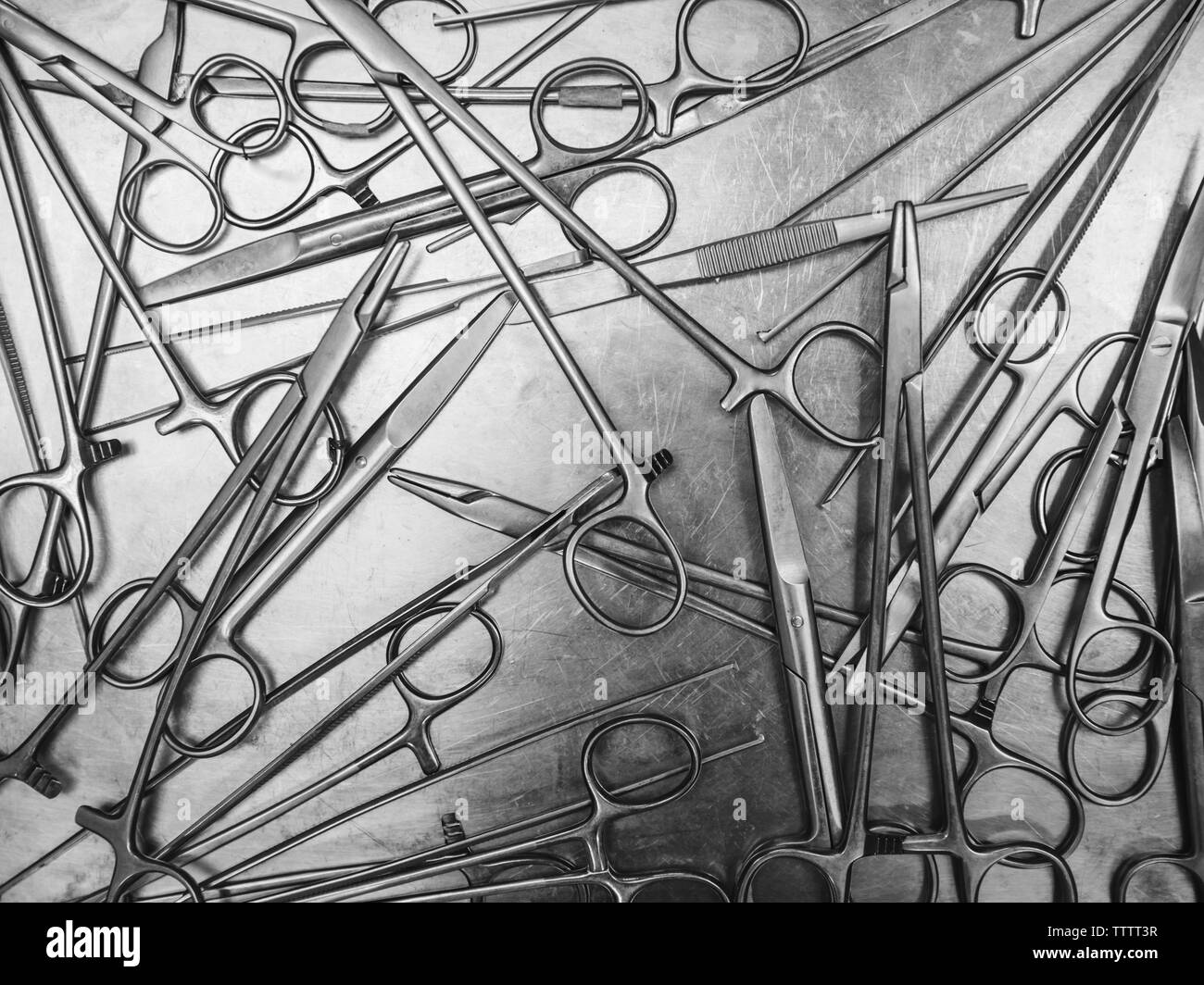 Needle forceps Black and White Stock Photos & Images - Alamy