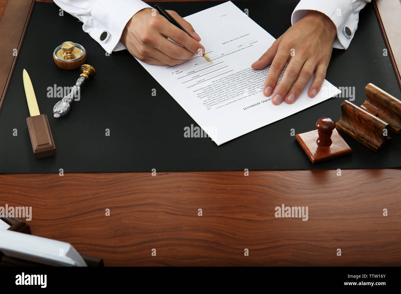 Affidavit and notary hi-res stock photography and images - Alamy