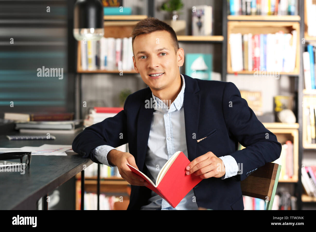 Focused concentrating studying hi-res stock photography and images - Alamy