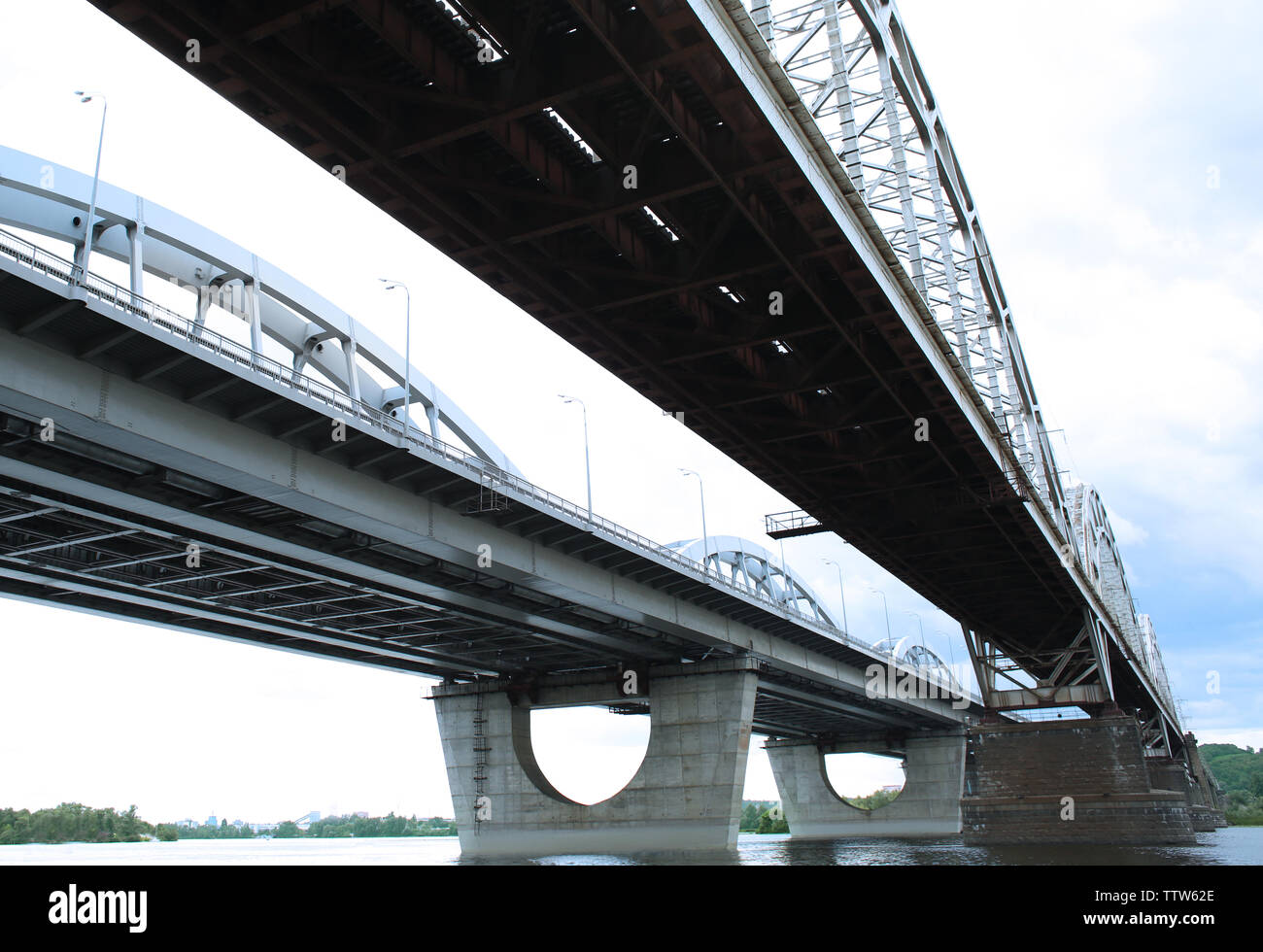 New bridge concrete arc hi-res stock photography and images - Alamy