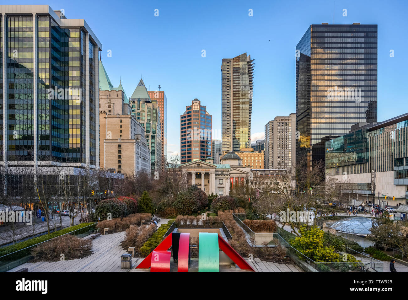 Robson square hi-res stock photography and images - Alamy