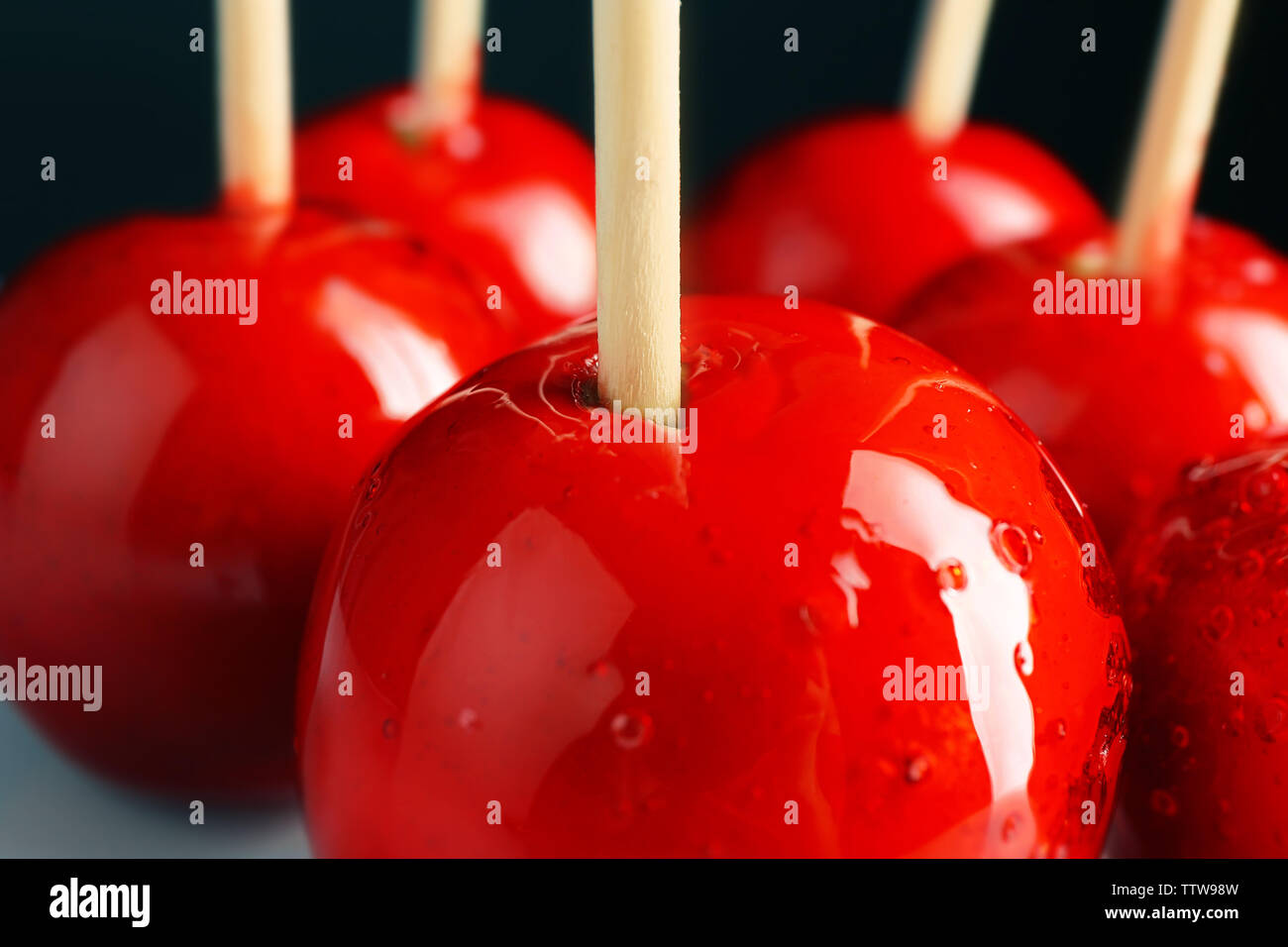 Toffee apple black and white hi-res stock photography and images - Alamy