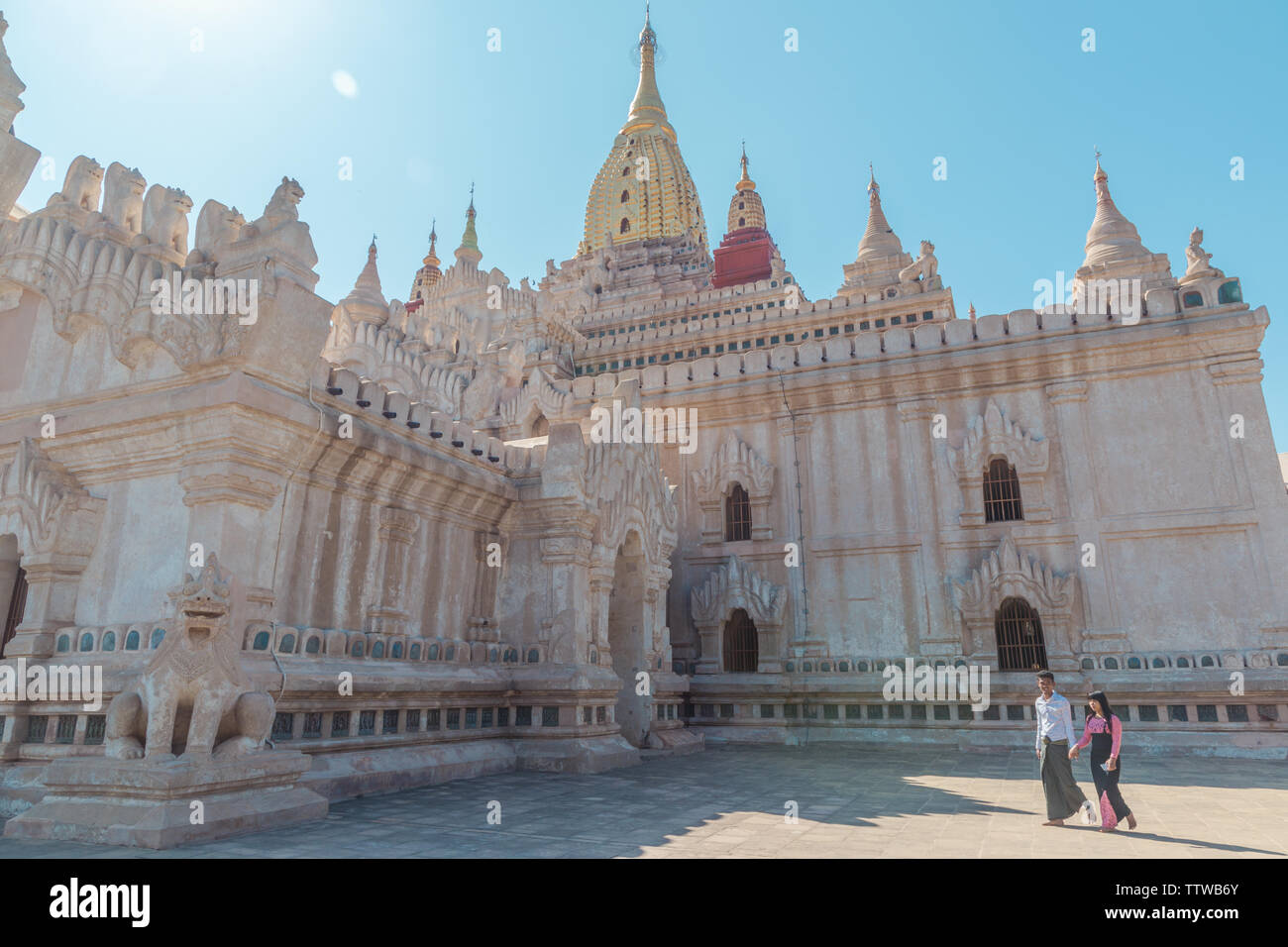 Pugan Ananda Temple Stock Photo - Alamy