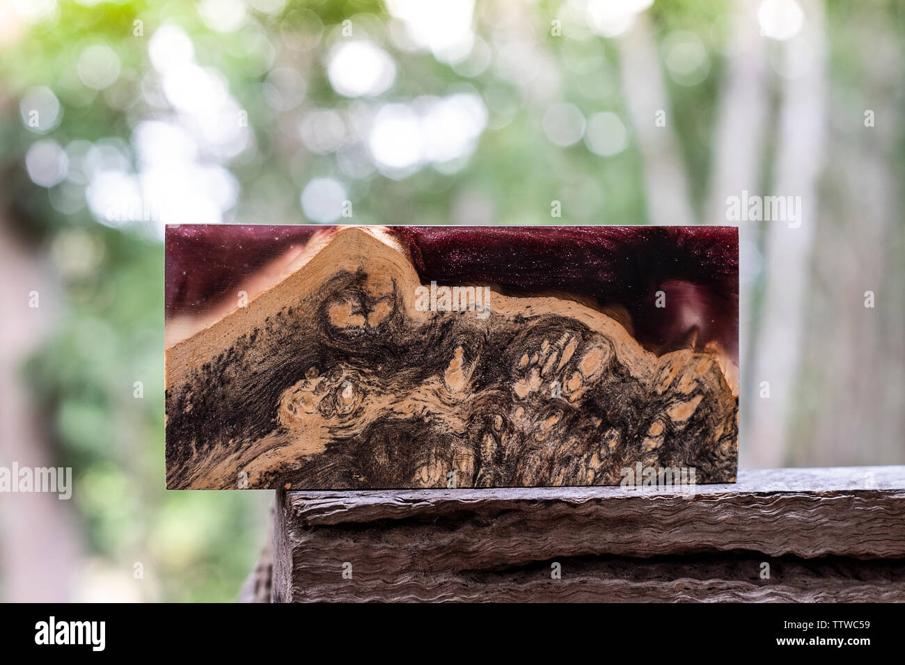 Casting resin burl wood Stock Photo - Alamy