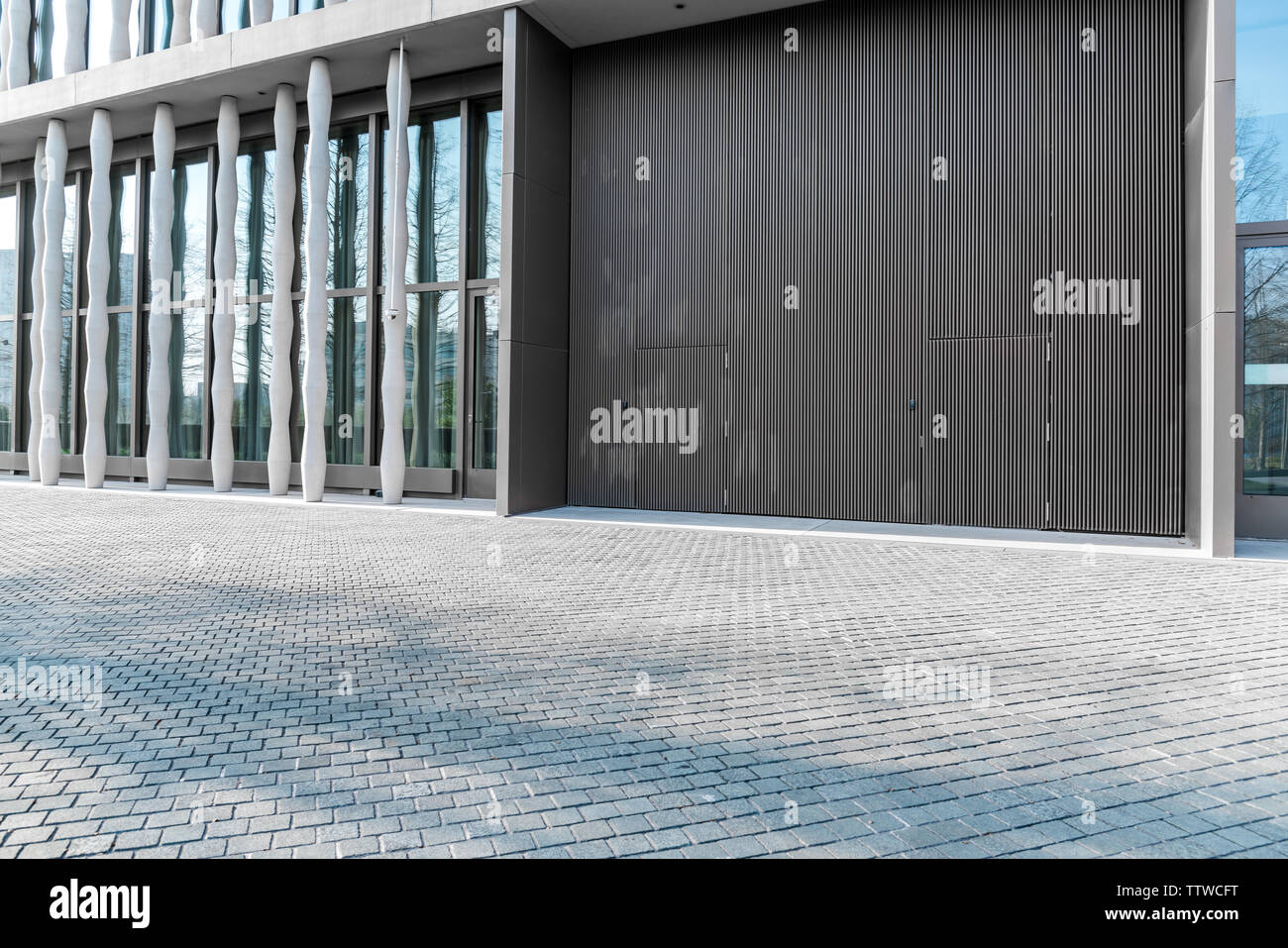 Building open space Stock Photo - Alamy