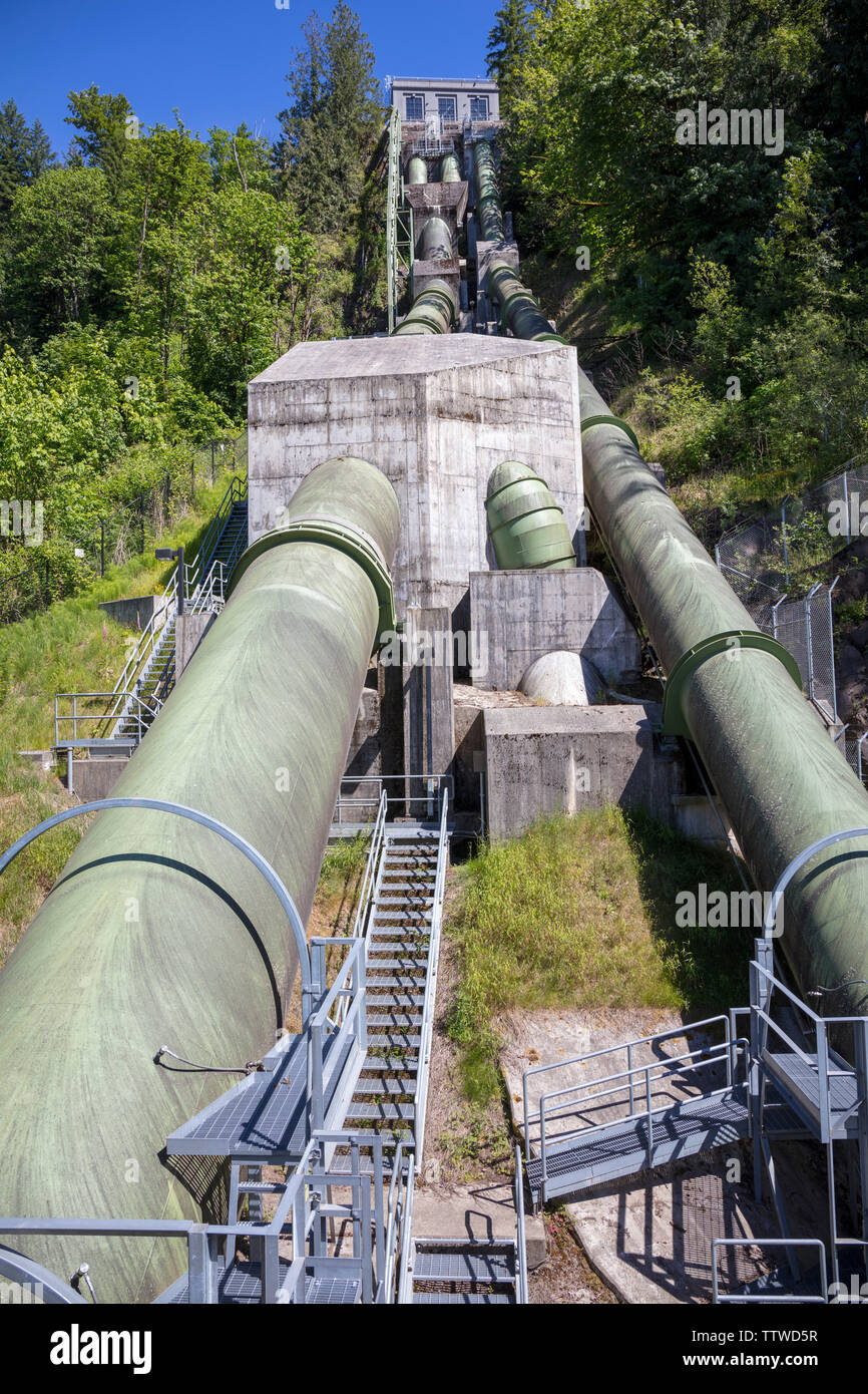 Penstock hi-res stock photography and images - Alamy