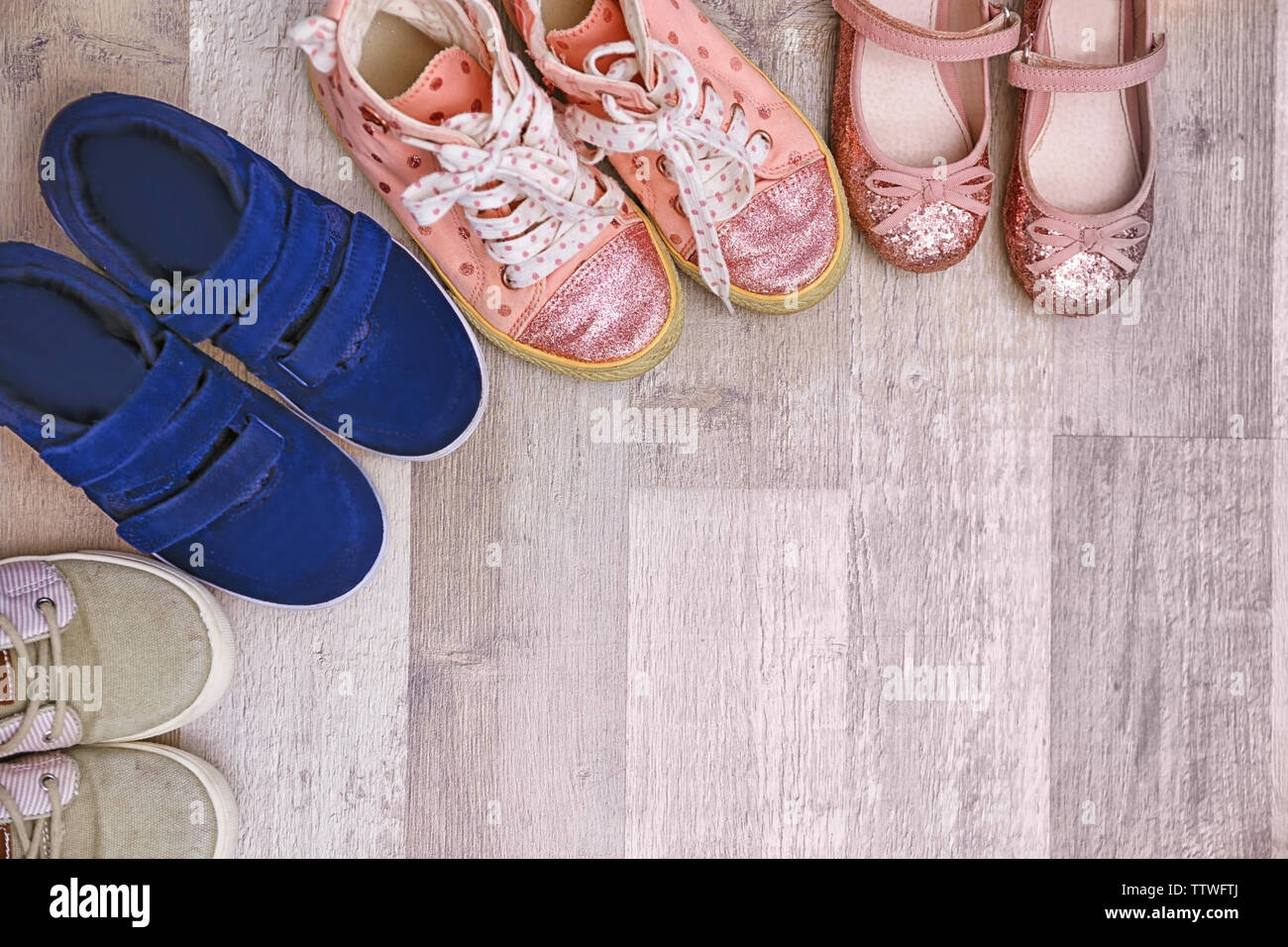 Pile of shoes kids hi-res stock photography and images - Alamy