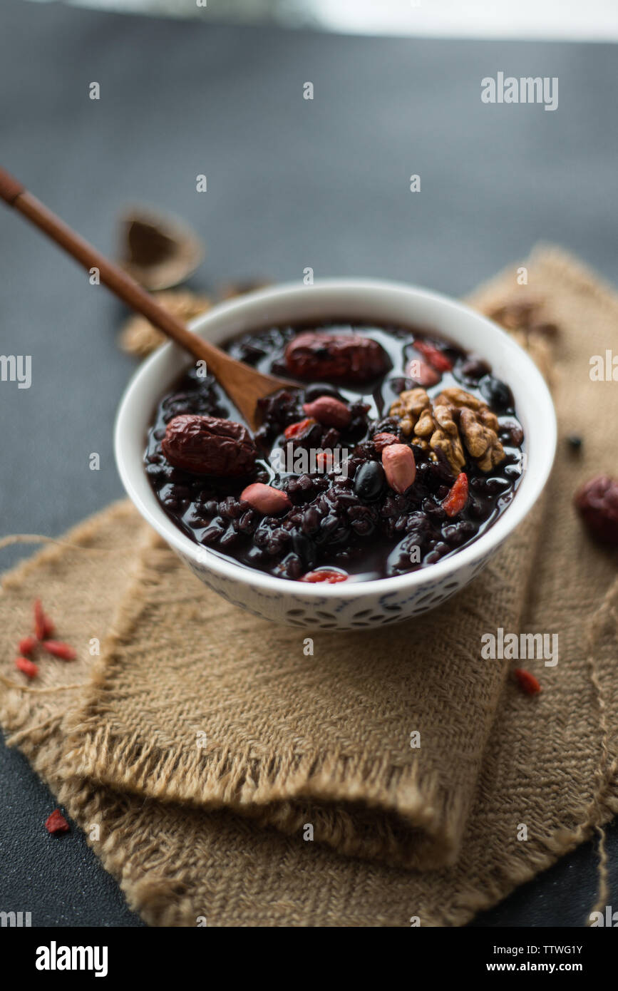 cereals and gruel Stock Photo - Alamy