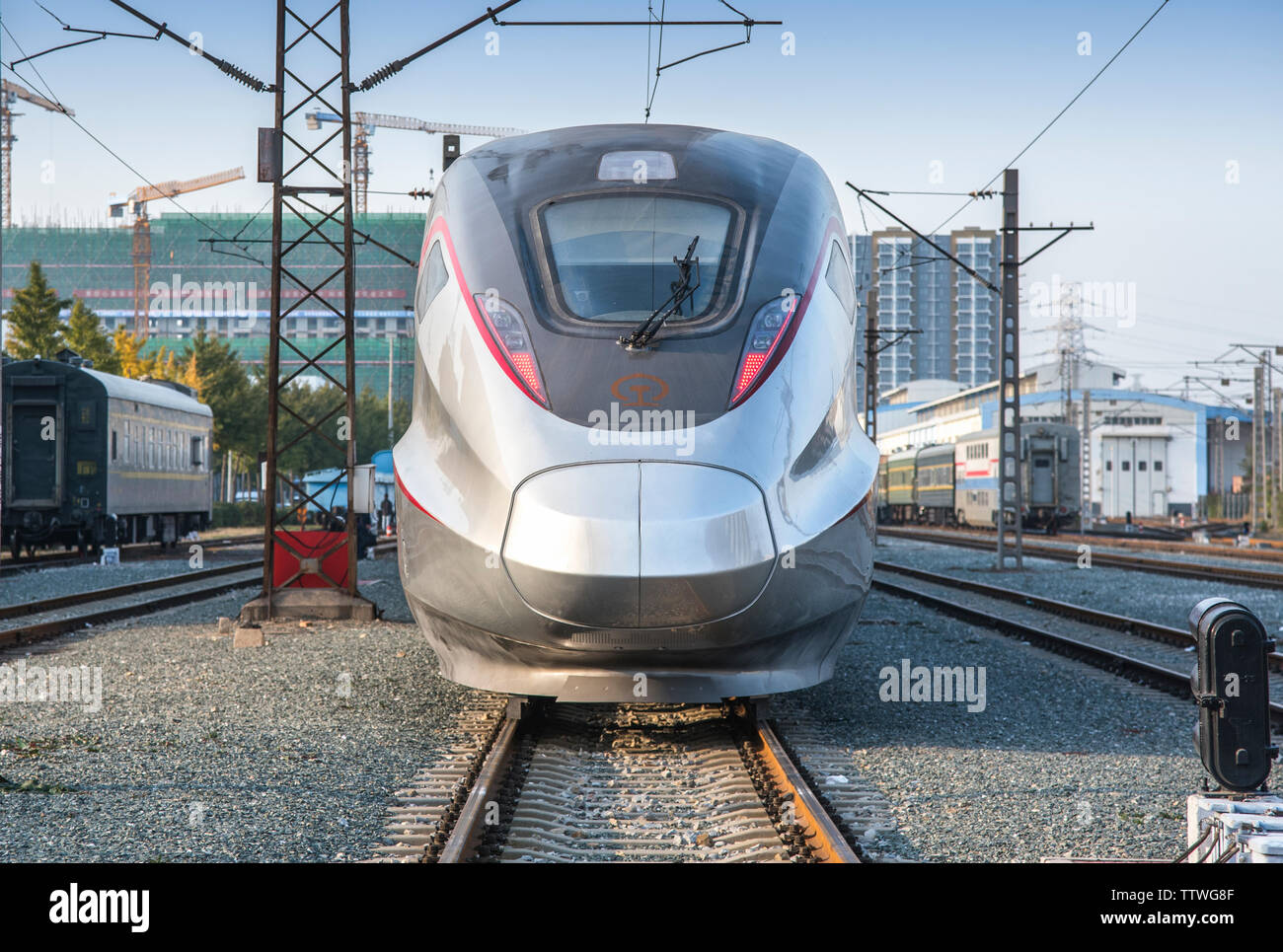 China's Fuxing and Harmony EMU Stock Photo - Alamy
